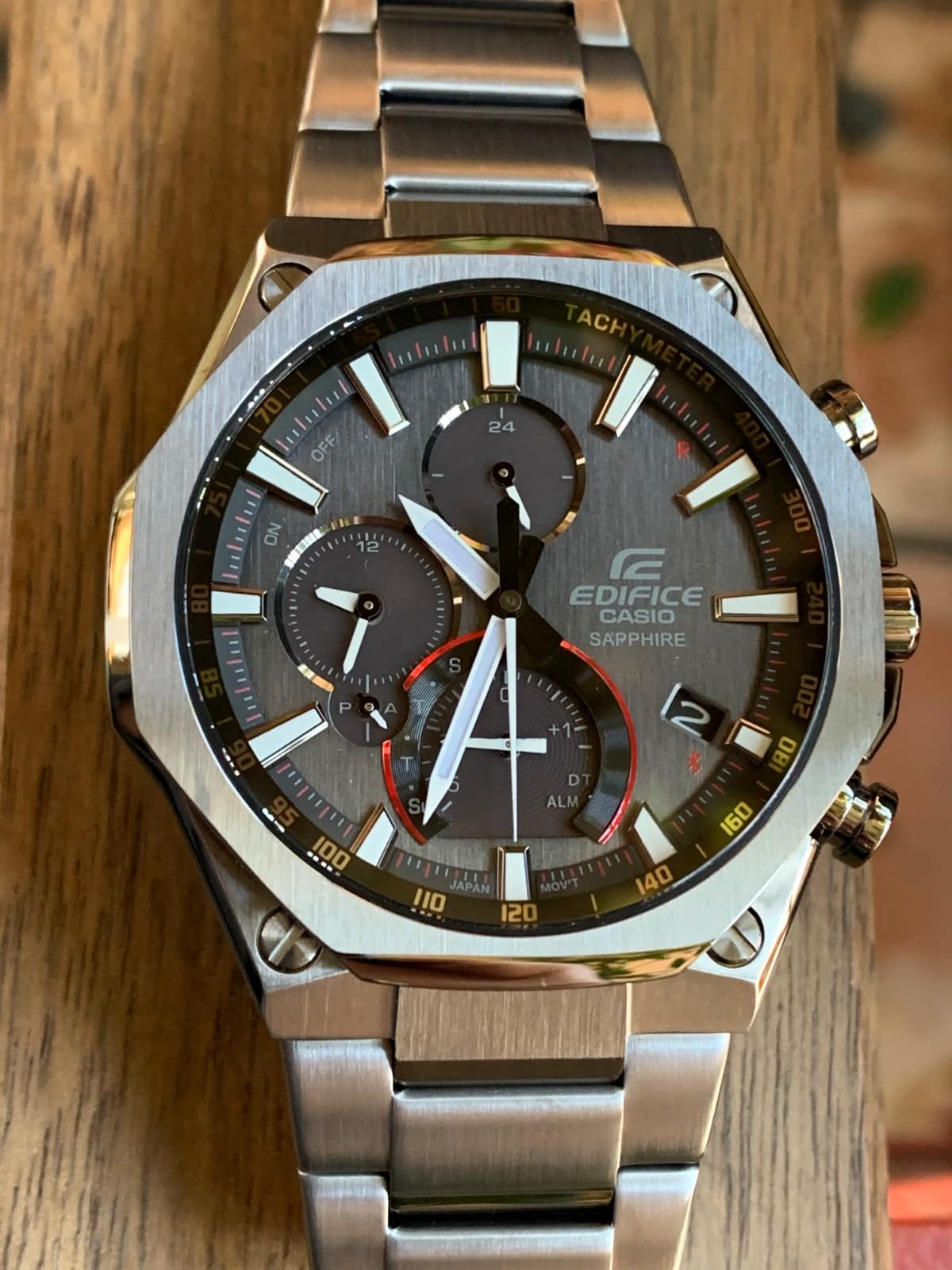 Reloj Casio EDIFICE EQB-1100 - Review y opinión