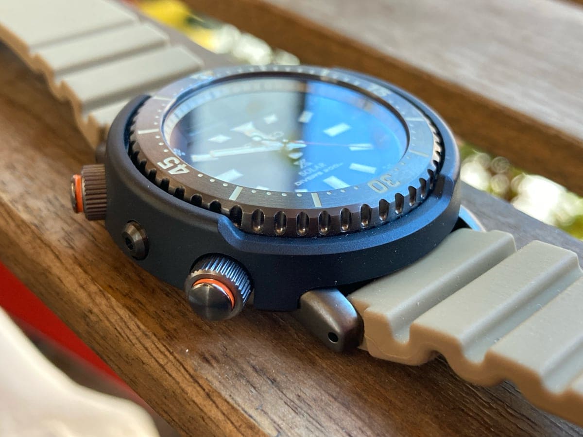 Reloj Seiko Prospex SNJ029P1 (Arnold o Arnie): un reloj solar y resistente