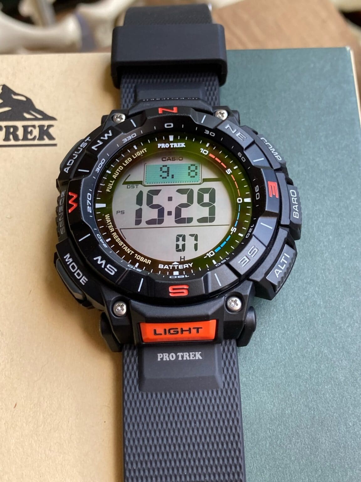 Modelos de relojes Casio Pro Trek con Triple Sensor que no te puedes perder