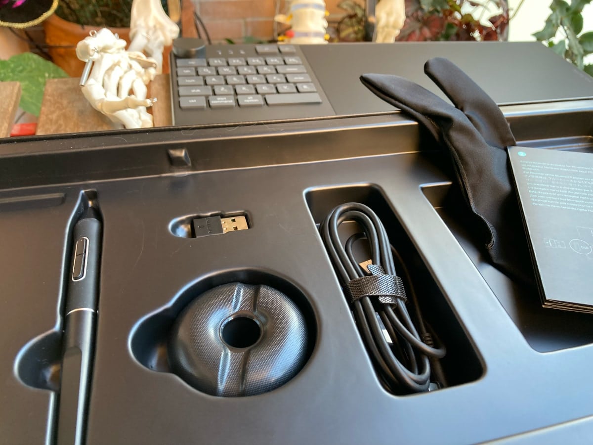 Huion Inspiroy Keydial KD200 - Opinión y review