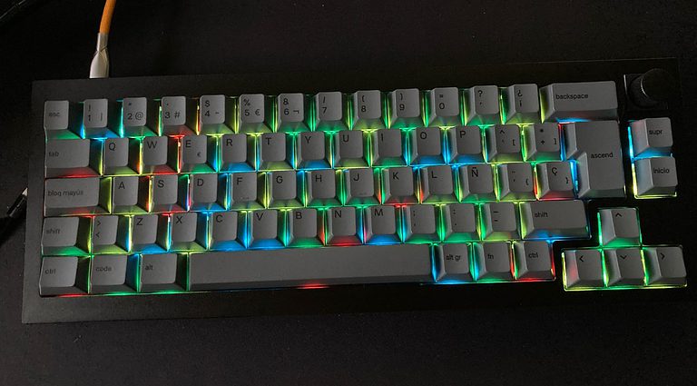 ¿Buscando Keycaps PBT ISO en español? Probamos las Glorious PC Gaming