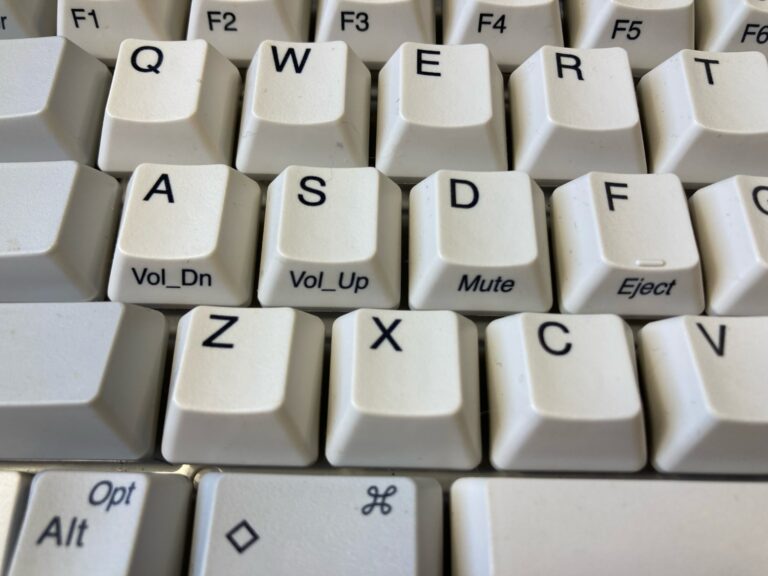 Primeros pasos con el teclado HHKB (Happy Hacking Keyboard): configuración