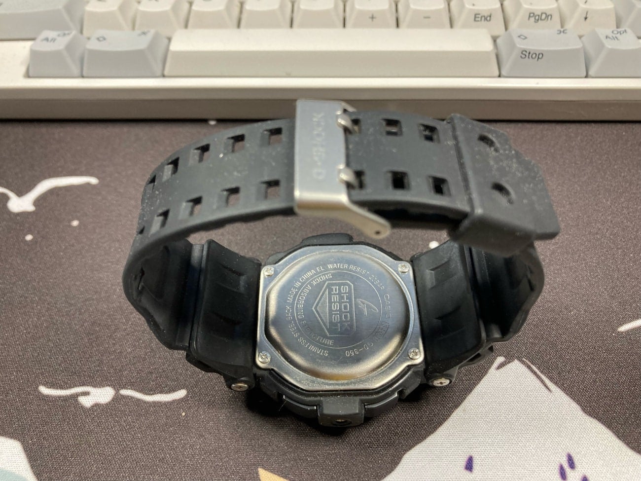 Casio G-Shock GD-350-1BER - Review y opinión de este reloj con estilo