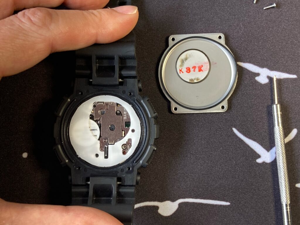 Cómo cambiar la pila a tu reloj Casio: Trucos, herramientas esenciales y